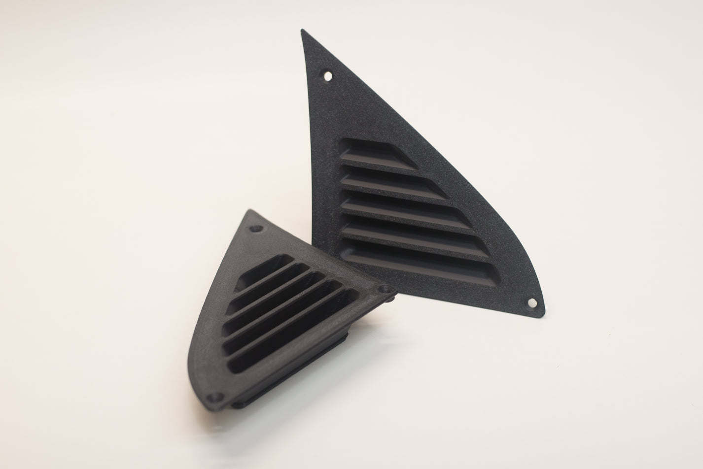 Toyota MR2 Rear Quarter Window Vents – Fulcrum Design